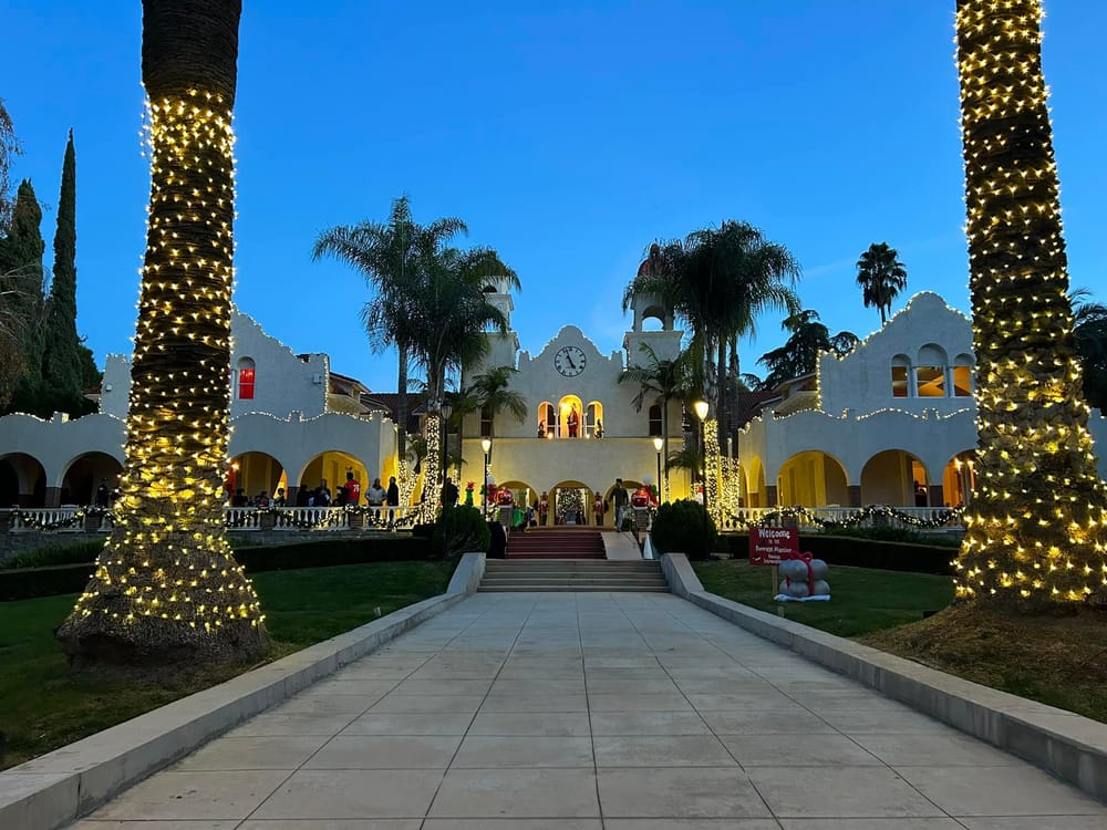 Holiday Lights Return to Burrage Mansion on Dec. 14