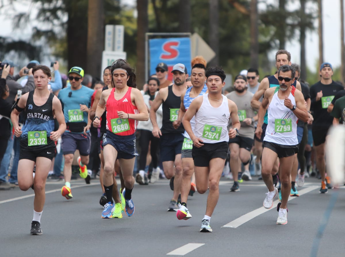 Competitors brave cold weather for A Run Through Redlands