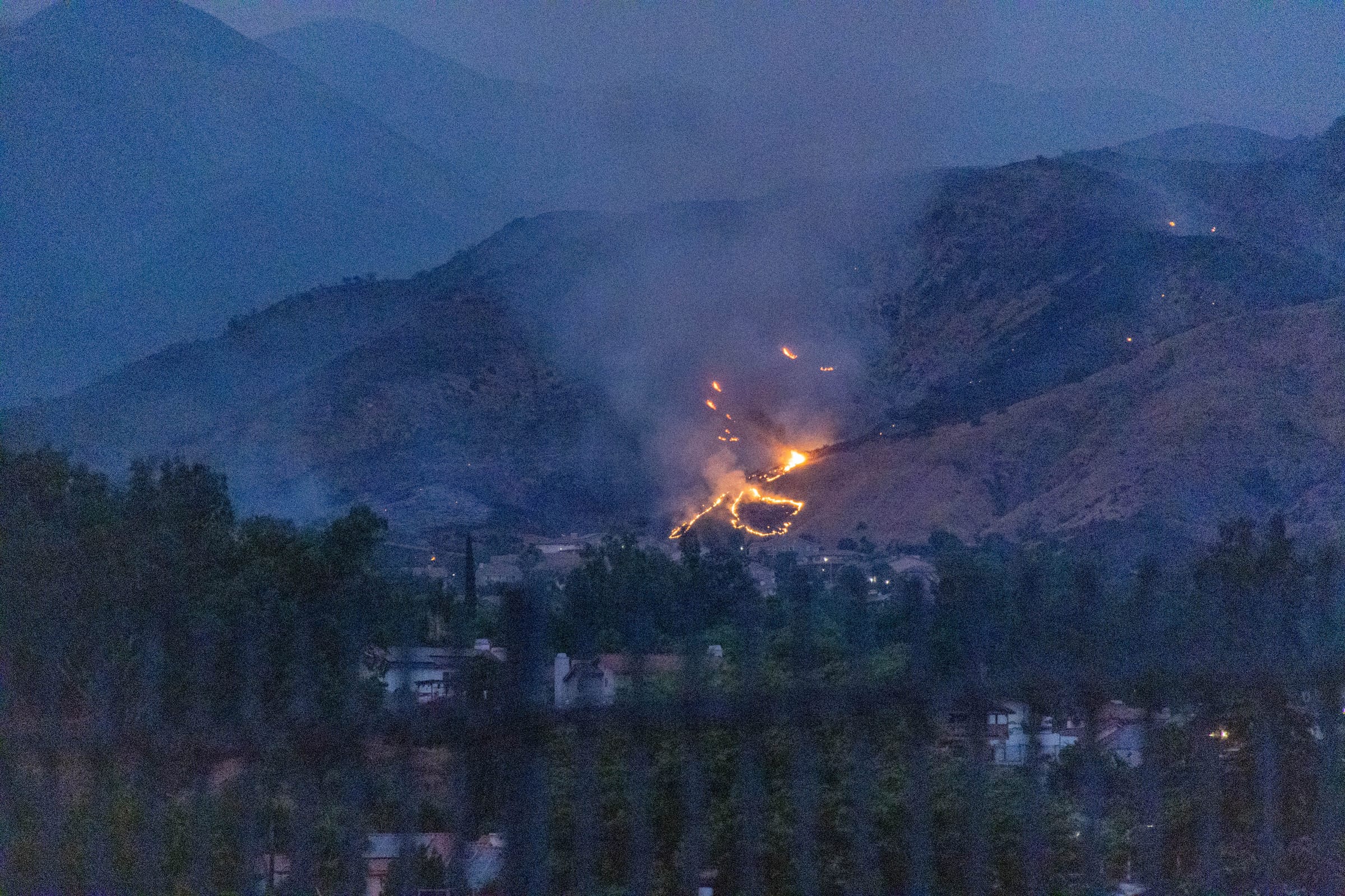 Line Fire explodes to 17,000 acres overnight; state of emergency declared